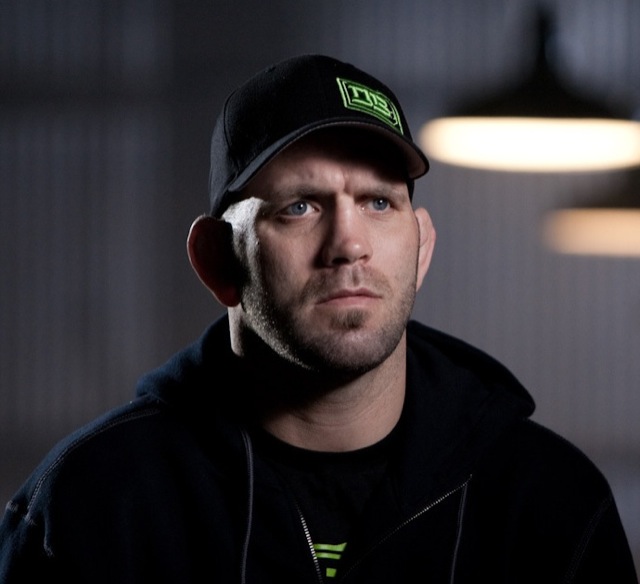 The wrestler knows his back defense | Graciemag