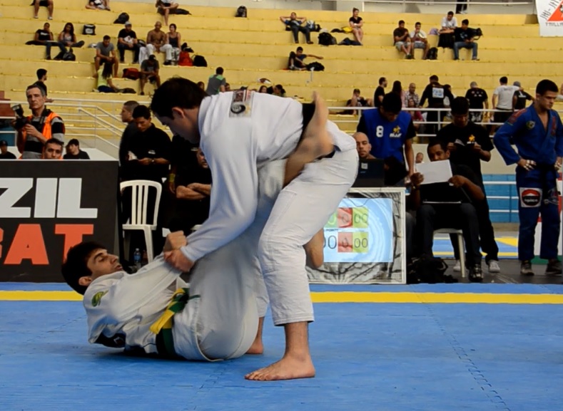 Vídeo Jiu-Jitsu--Veja Gabriel Rollo x Augusto “Tio Chico” na final dos ...
