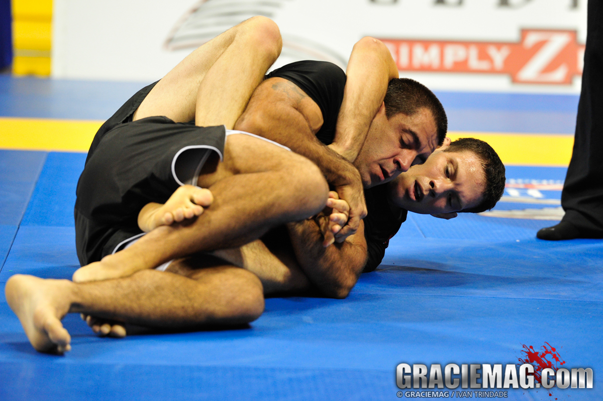 Jiu-Jitsu - Flavio Almeida talks BJJ and MMA | Graciemag