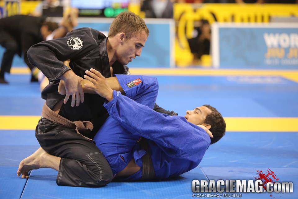 Mundial de Jiu-Jitsu: Marcio André brilha no pena e conquista faixa ...