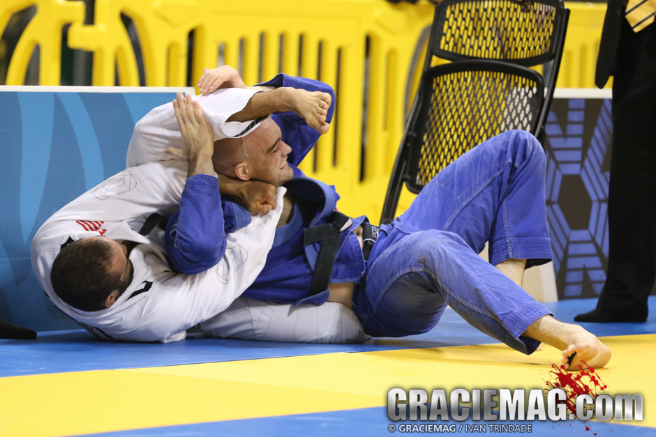 Long Beach Pro: Oliveira, Rocha, Simões, Cordeiro go home with prizes; other results | Graciemag