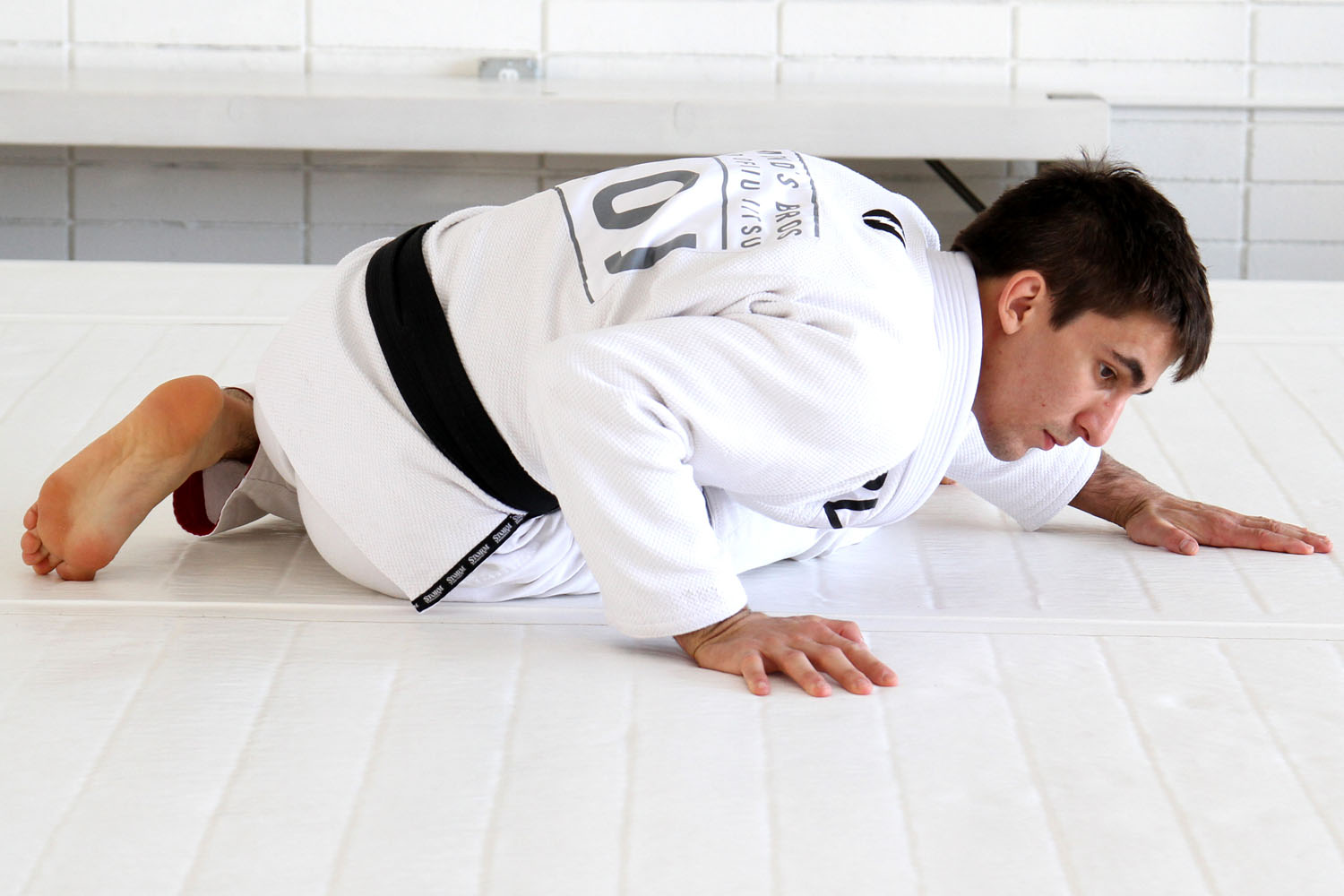 BJJ drills: long-step guard pass with Guilherme Mendes | Graciemag