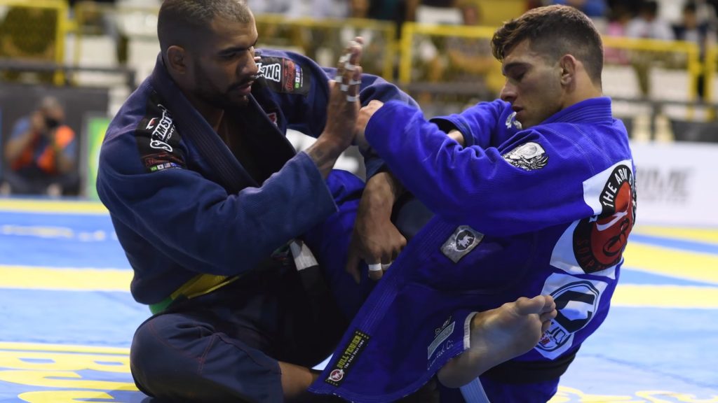 Vídeo: Relembre Erberth Santos x Patrick Gaudio e aqueça para o BJJ ...