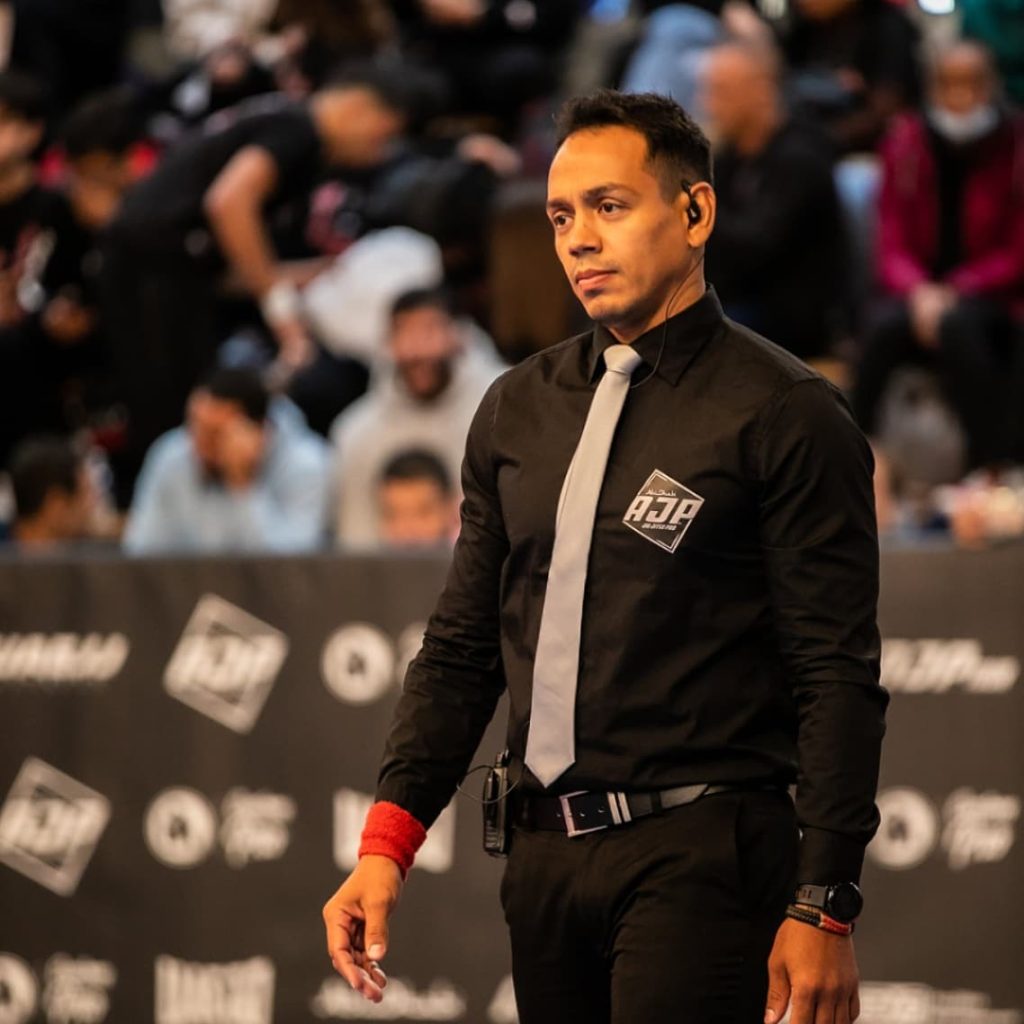 Conhecer as regras capacita o atleta a ler a luta, ensina Thiago ...