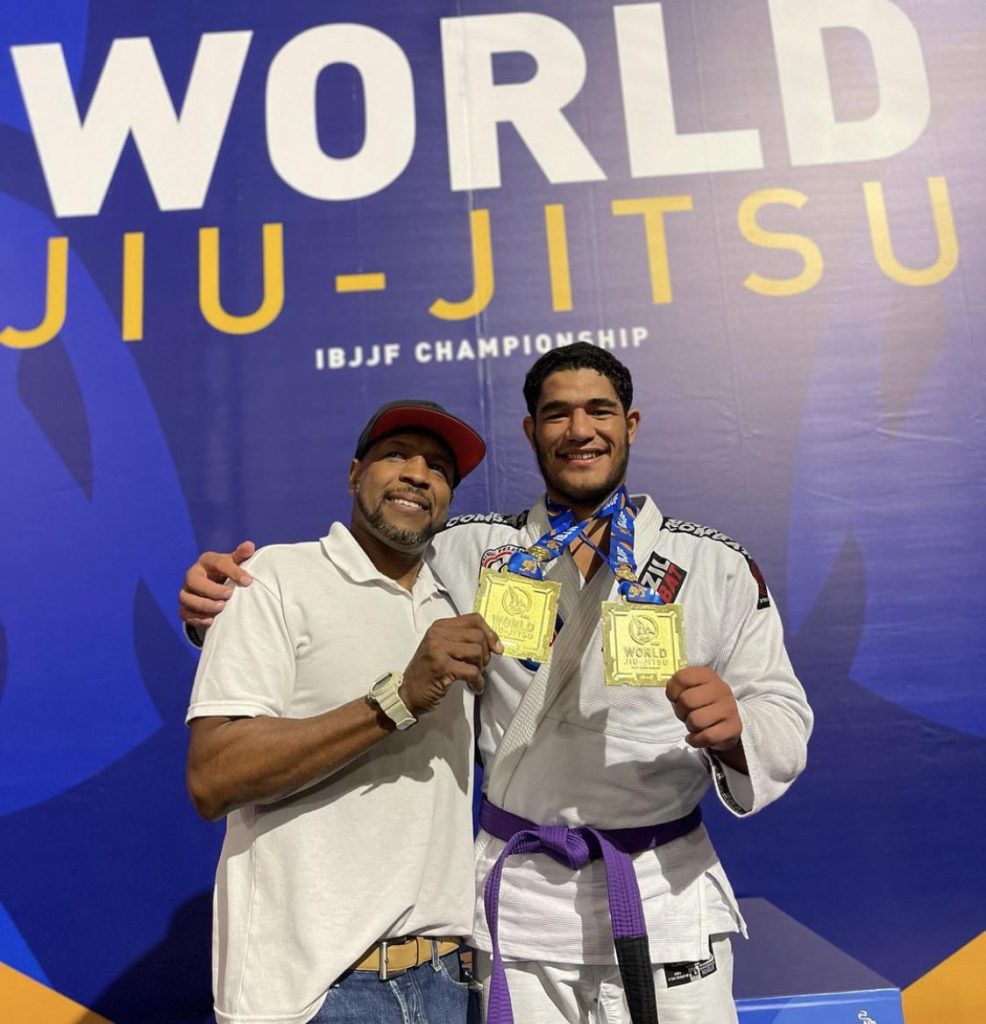 Mundial 2022: Leon Mendonça e Tiago Nascimento reinam na roxa e azul ...