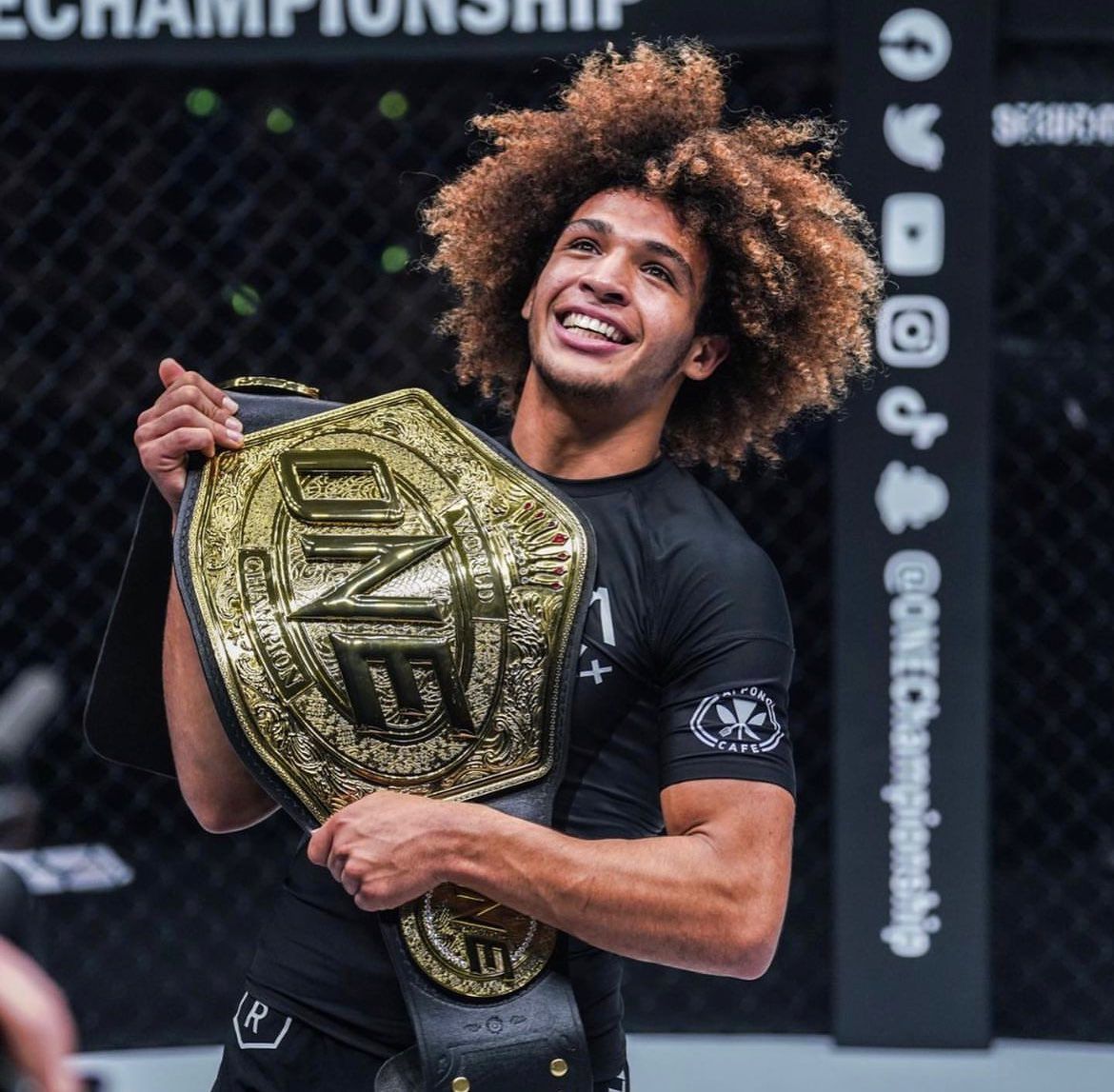 One FC: Kade Ruotolo derrota Matheus Gabriel e mantém cinturão ...