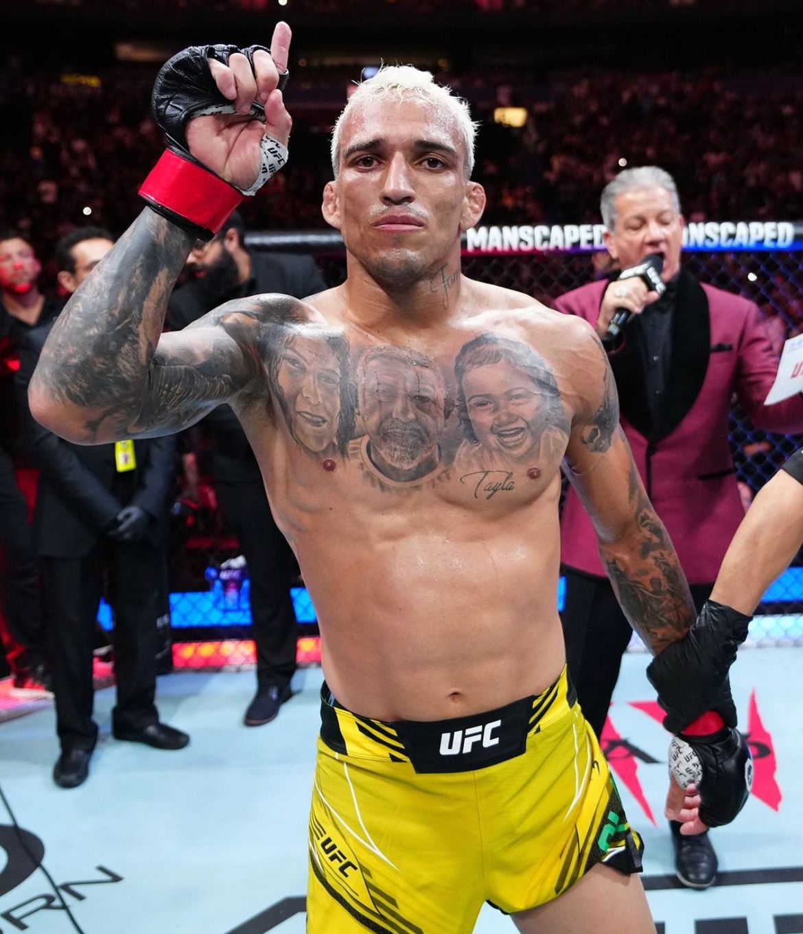 UFC 289: Charles do Bronxs nocauteia e quebra recorde histórico | Graciemag